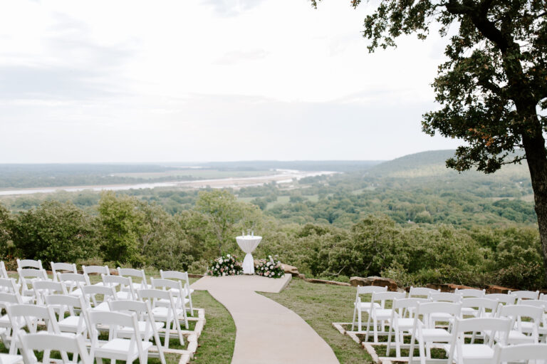 Why Tulsa is the Perfect Wedding Destination - bethanyfaber.com